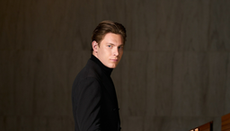 1 Фотографии Kort & klassisk Klaus Mäkelä Pjotr Tsjaikovskij Kort ...