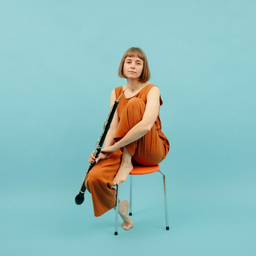 Hertzflimmern 2025: MIRIAM HANIKA: WURZELN & FLÜGEL TRIO, Münchens ...