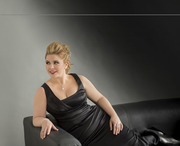 Tara Erraught, Mezzo-soprano - Biography, Performances, Videos and ...