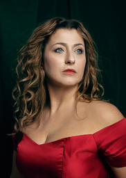 Maria Grazia Schiavo, Soprano - Biography, Performances, Videos and ...