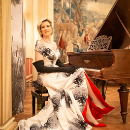 Sara Fleming, Soprano - Biography, Performances, Videos and Repertoire ...