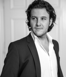 Thomas Tatzl, Bass-baritone, Baritone - Biography, Performances, Videos ...