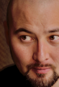 Simon Bode, Tenor | Archiv, Aufführungen, Tickets & Videos | Operabase