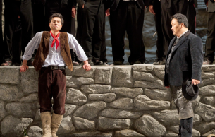 Jonathan Tetelman, Tenor - Biografie, Aufführungen, Videos und ...